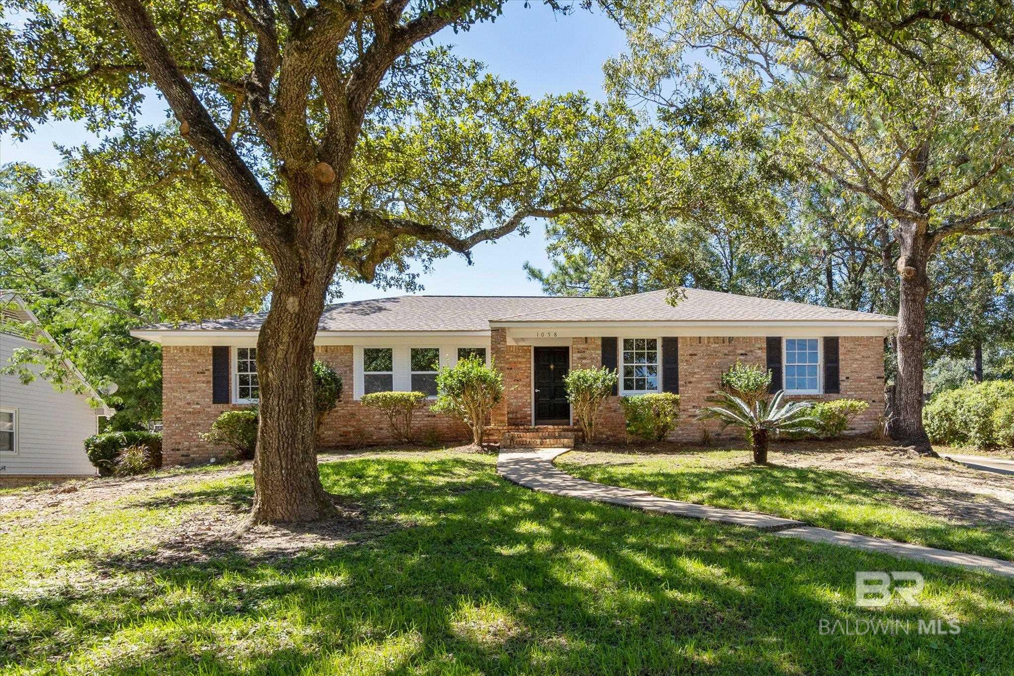 1058 Aberdeen Ct, Mobile, AL 36609