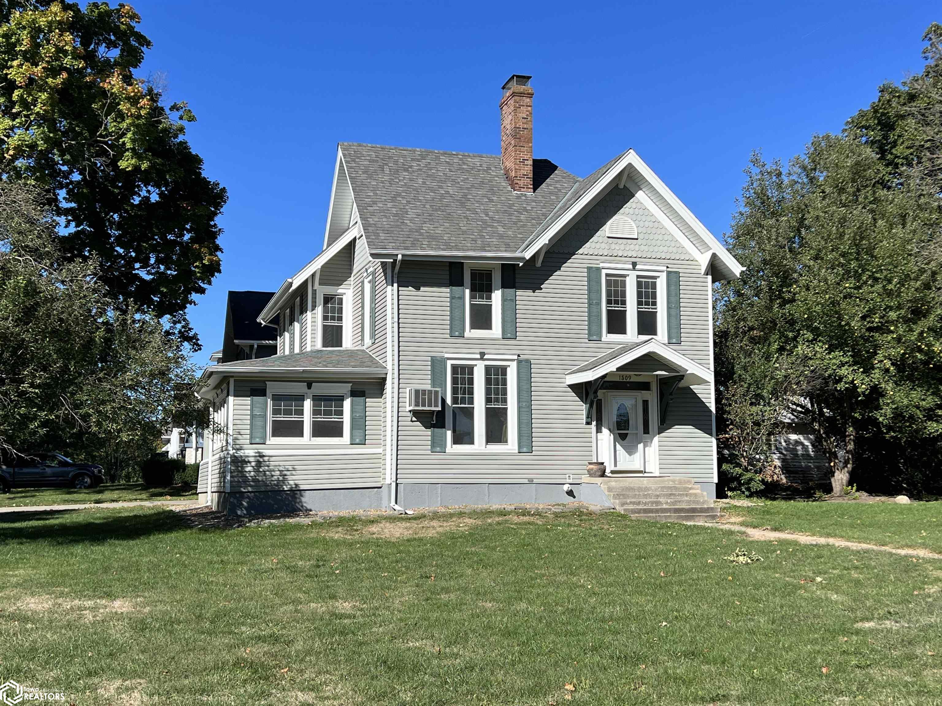 Homes For Sale in Harlan Iowa | Osborn Realty