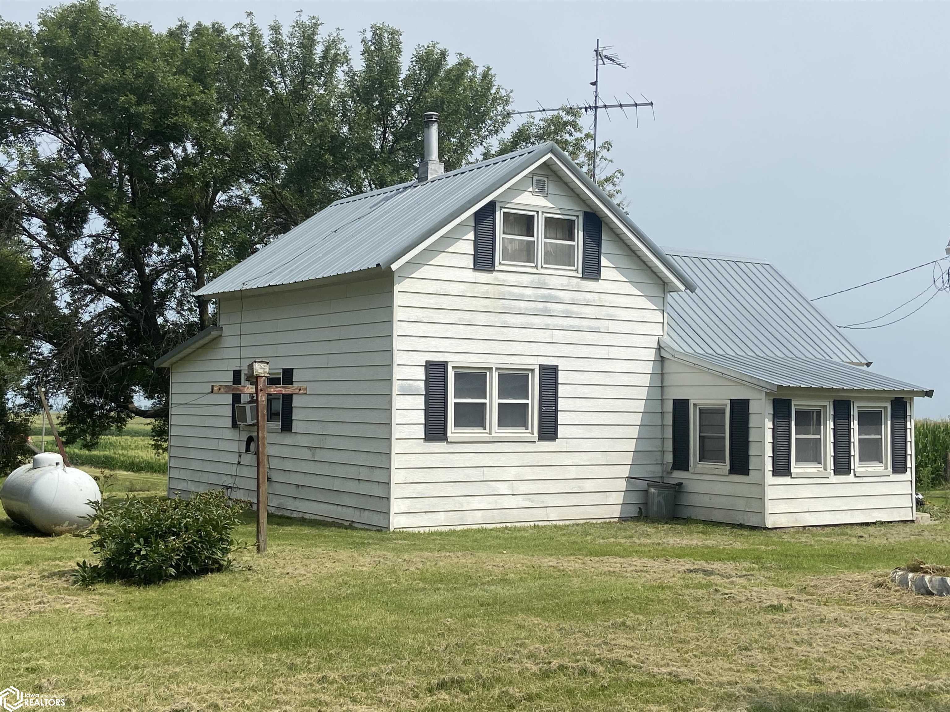 Farm & Home Services | Serving Algona Since 1920