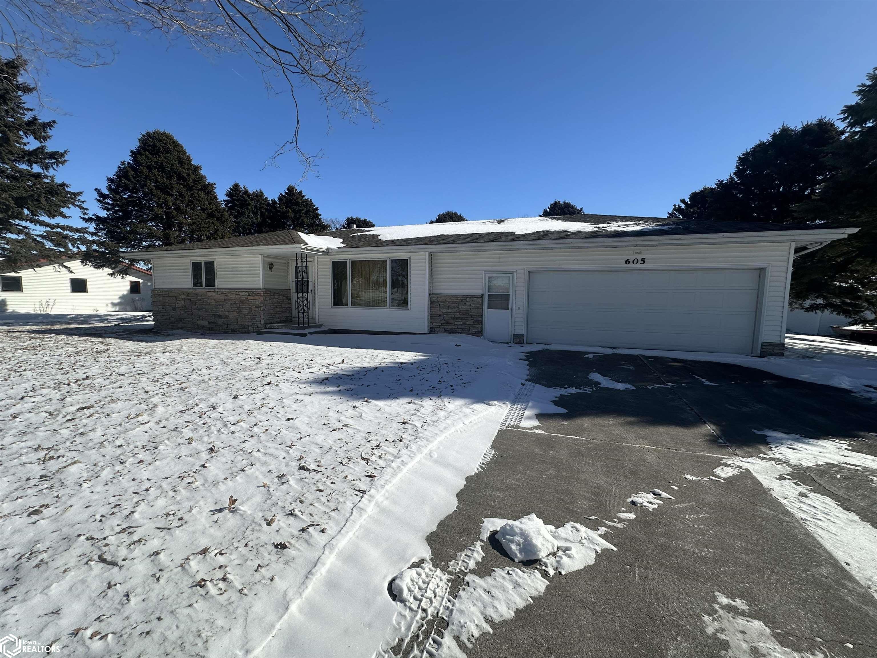 Homes For Sale in Harlan Iowa | Osborn Realty