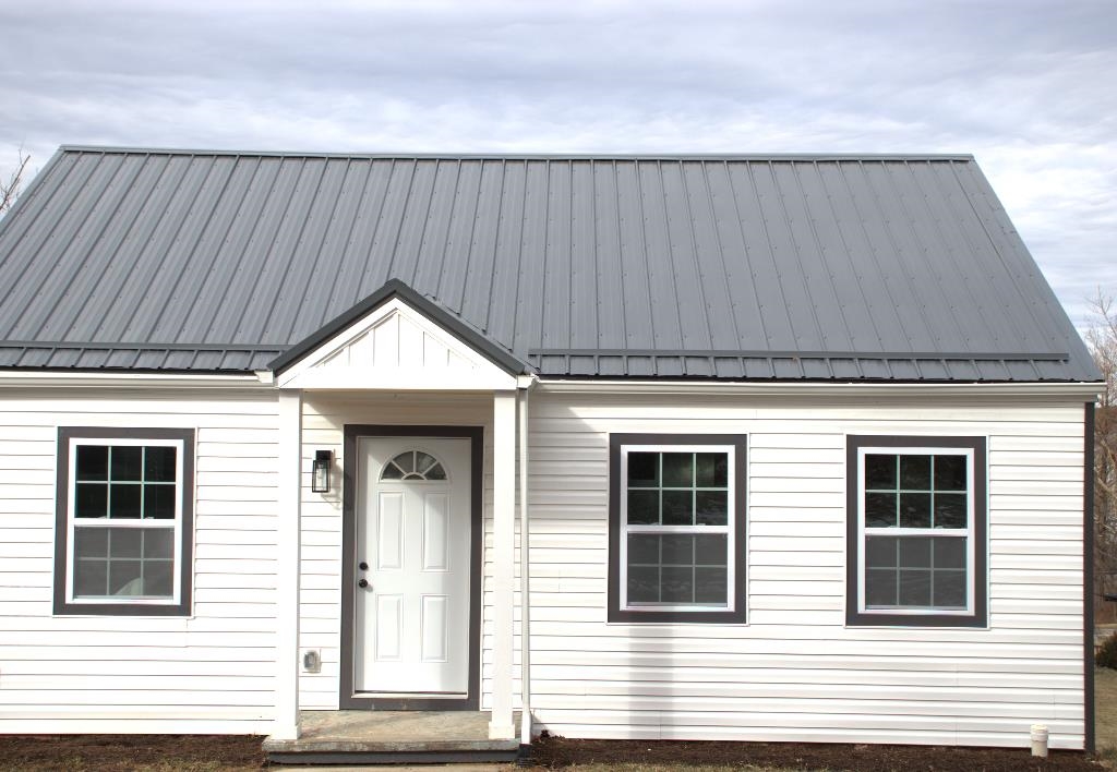 Pulaski, Virginia 201 1st Street, Pulaski, VA - Residential For Sale